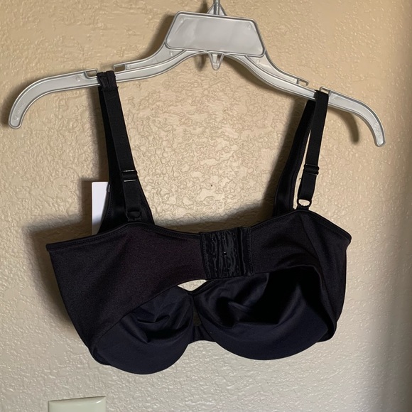 Bali | Intimates & Sleepwear | Nwt Lilyette By Bali Plunge Minimizer ...